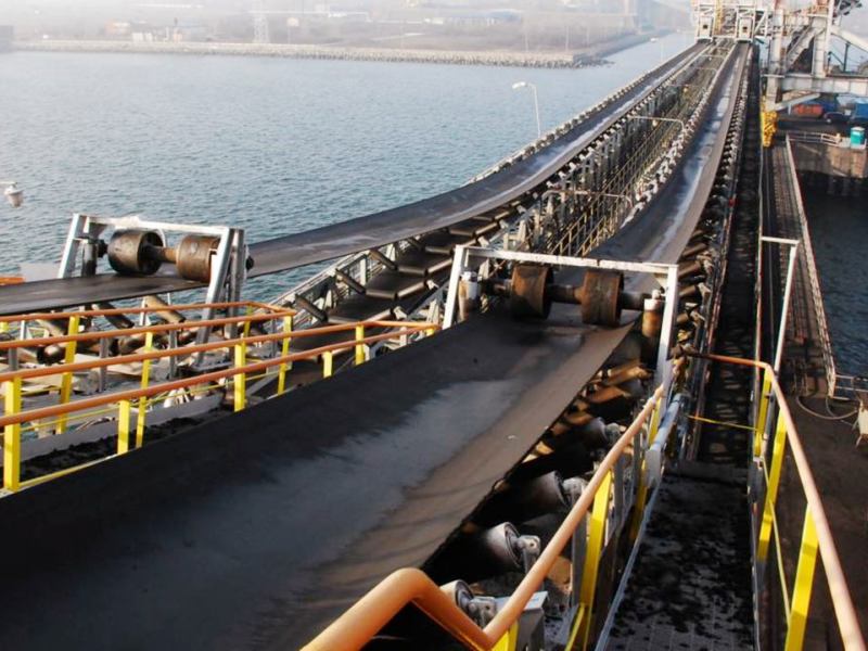 Ship Loading Conveyor | Bulk Cargo Ship Loading System - SKE Industries