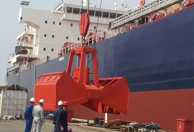 Clamshell Grab Bucket | SKE Industries