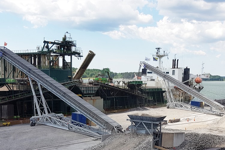 Ship Loader | Mobile Shiploader - SKE Industries