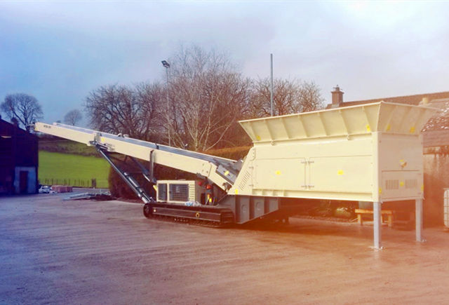 KTF Tracked Mobile Hopper Feeder - SKE Industries