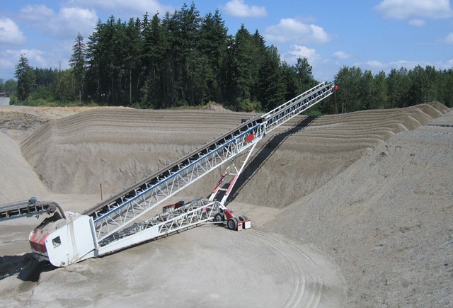 Mineral Ore Mining Conveyor Belt System - SKE