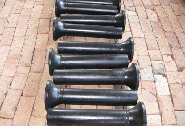 Conveyor Friction Self Aligning Idler - SKE