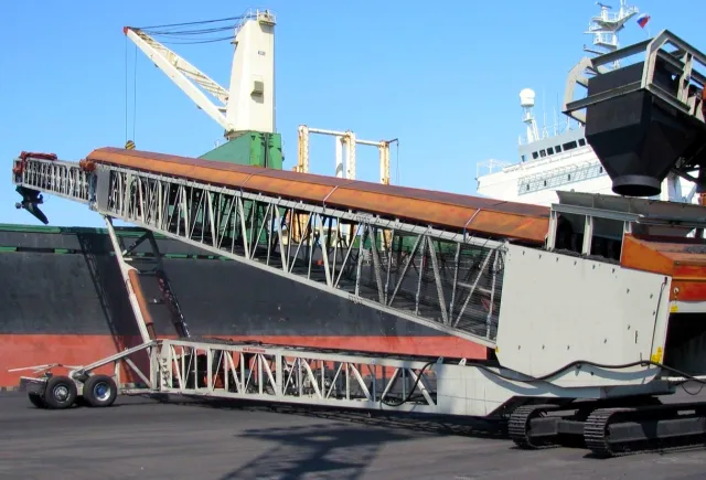 Mobile Ship Loader | Portable Ship Loading Conveyor - SKE Industries