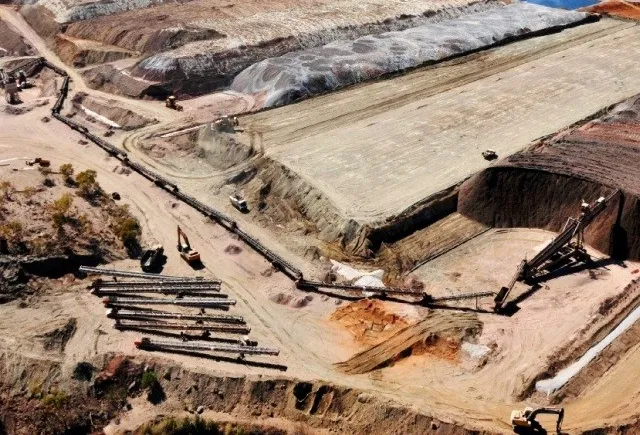 Grasshopper Conveyor | Jump Conveyor | Transfer Conveyor - SKE Industries