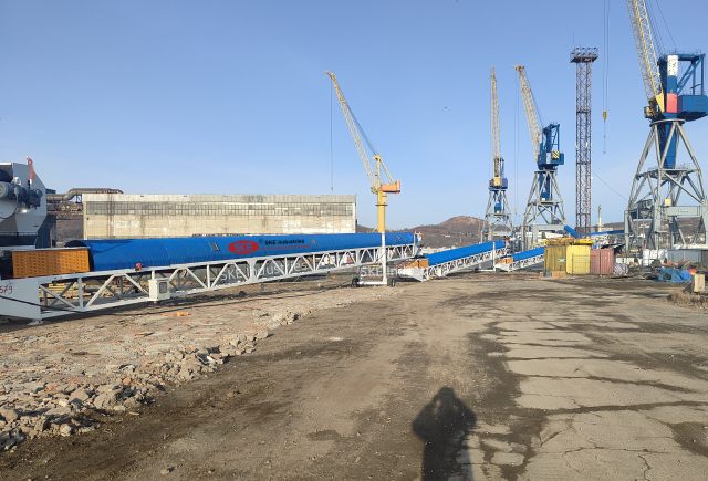 Grasshopper Conveyor | Jump Conveyor | Transfer Conveyor | SKE Industries